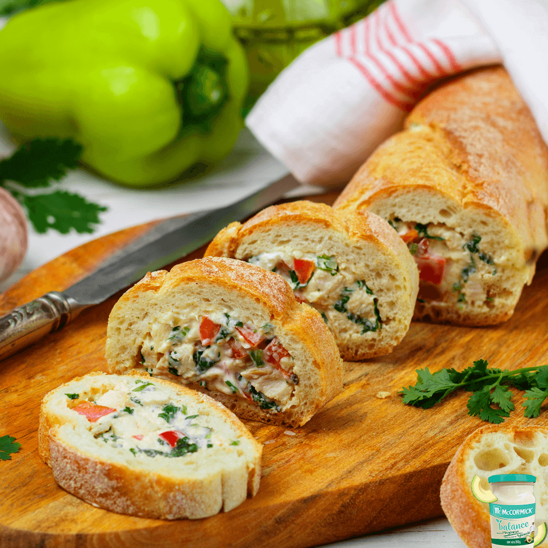 BAGUETTE RELLENA DE POLLO CON MAYONESA