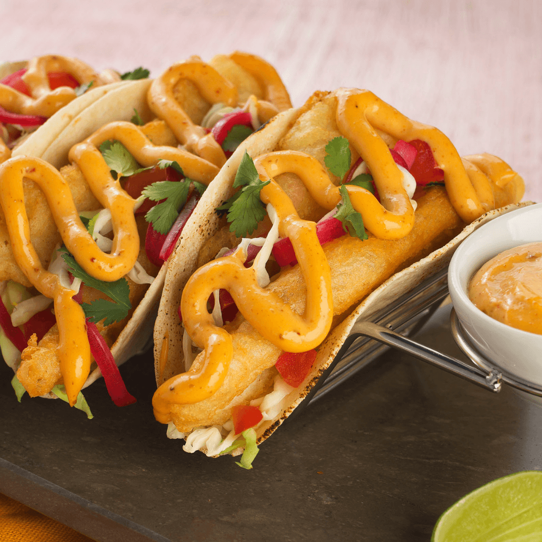 TACOS DE PESCADO CON MAYONESA CHIPOTLE